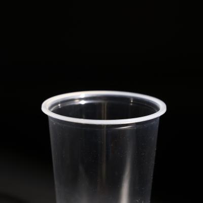 China 17oz Volume U Shape Clear Disposable PET Cups With Dome And Flat Lids For Iced Juice for sale