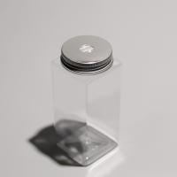 China Custom 500ML Clear Empty PET Bottle Aluminum Lid Plastic PET Drink Bottles Shatterproof for sale