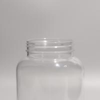 China 500ml Crystal Clear Empty PET Bottle Transparent Plastic Storage Bottles With Screw Lids for sale