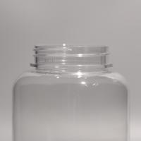 China Aluminum / Plastic Caps BPA Free Plastic Bottle For Beverage And Juice Drinks for sale