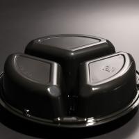 China OEM Round Plastic Plates With Compartments Disposable PET Food Tray Custom Color for sale