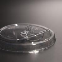 China 3.5g Transparent PET Plastic Cup Lid 93mm Leak Proof Round Cup Lid for sale