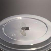 China FAD Certified PP Plastic Screw On Cup / Plastic Cup Lids Leak Proof and Flexible for sale