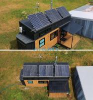 China 100W 30V High-Efficiency Solar Panel - Longi HPBC PV Module for Container Rooftop & Off-Grid Systems for sale