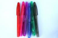 China 0.7mm 0.5mm Tip Thermo Sensitive Erasable Ink Pens Multicolor for sale