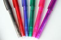 China Erasable Gel Pen 0.5mm Heat Sensitive Ink Ergonomic Grip Writing Length 320m for sale