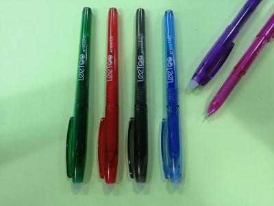 China PAHS Free Erasable Gel Pens 0.7mm Heat Sensitive Writing Pen for School Office for sale