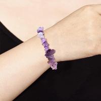 China Natural Amethyst Irregular Chips Stone Bracelet Handmade Healing Energy Jewelry 8mm for sale