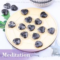 China 0.8 Inch Black Labradorite Heart Shaped Stones - 20mm Natural Gemstones for Jewelry Making and Decoration for sale