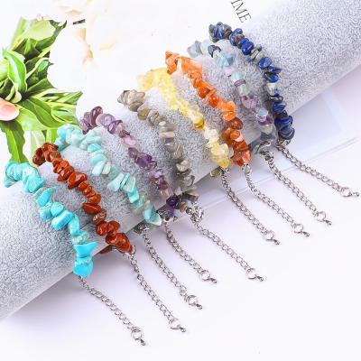 China Adjustable Natural Gemstone Irregular Chips Bracelet - 100 Piece MOQ with Customizable Stone Types and Sizes for sale