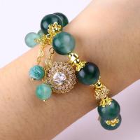 China Handmade Green Chalcedony Gemstone Bracelet 22cm Adjustable Charm Bracelet for Party Daily Wearing for sale