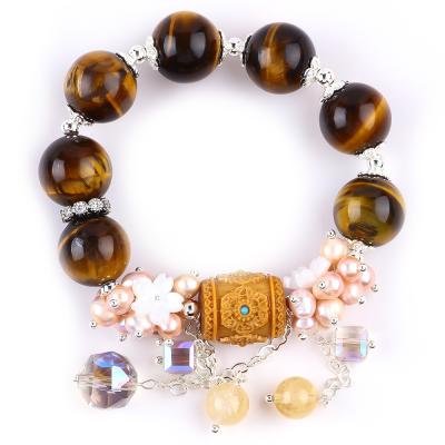 China Natural 14mm Tiger Eye and Fresh Water Pearl Beaded Bracelet with Dangle Chain Copper Silver Plating for sale