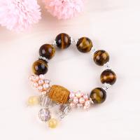 China Natural 14mm Tiger Eye and Fresh Water Pearl Beaded Bracelet with Dangle Chain Copper Silver Plating for sale