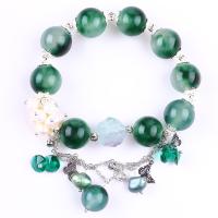 China Handmade Green Chalcedony Gemstone Bracelet 21cm Adjustable Beaded Charm Bracelet for Party Daily Wearing for sale