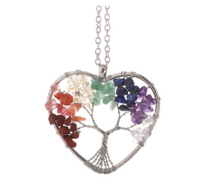 China Handmade Chakra Stone Crystal Necklace 5x5cm Heart Shaped Adjustable Healing Jewelry 10g Weight for sale