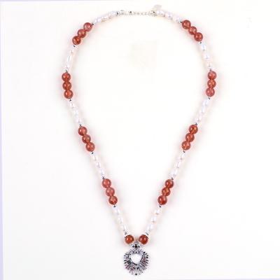 China Natural Strawberry Quartz 5mm Freshwater Pearl Necklace with Heart Charm - Unisex Sweater Design for sale