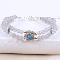 China Handmade Natural Moonstone Beaded Bracelet 20cm Adjustable Charm Bracelet for Party Daily Wear for sale