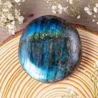 China Natural Labradorite Palm Stone 6x4x2cm Polished Irregular Worry Stone for Anxiety Relief Chakra Meditation for sale