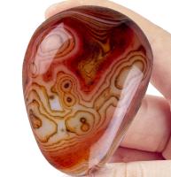 China Natural Polished Carnelian Palm Stone 6x4x2 cm Worry Stone for Stress Relief Home Decoration for sale