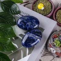 China Natural Polished Sodalite Palm Stone 6x4x2 cm 71g for Stress Relief and Home Decoration for sale