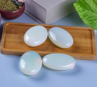 China Natural Opal Palm Stone 6x4x2 cm Polished Worry Stone for Anxiety Relief - 71g Weight Premium Quality for sale