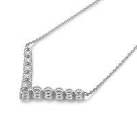 China 18K Gold Moissanite Smile Necklace Pendant - Customizable 1 Piece MOQ for Bridal & Engagement Jewelry for sale