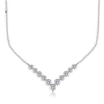China 18K Gold Moissanite Smile Necklace Pendant - Customizable 1 Piece MOQ for Bridal & Engagement Jewelry for sale