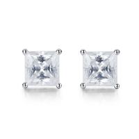 China 18K Gold Moissanite Diamond Stud Earrings - Customizable Size & 1 Piece MOQ for Bridal & Gift Jewelry for sale