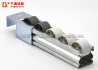 China Flat Grey Plastic Roller Track , Large Capacity Roller Track System Low Noise for sale