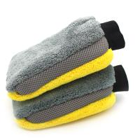 China Dual Sided Plush Coral Fleece Car Wash Mitts With Scrubbing Mesh for sale