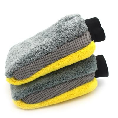 China Dual Sided Plush Coral Fleece Car Wash Mitts With Scrubbing Mesh for sale