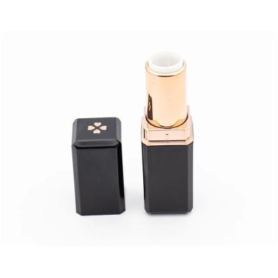 China Plastic Lipstick Tube with Revolve & Retract Mechanism in Multiple Colors - 300px Width Cosmetic Packaging for sale