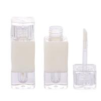 China Custom 4g Round Mouth Lipstick Tube with Rubber Seal Screw Closure - Plastic Cosmetic Container for Lip Balm Packaging for sale
