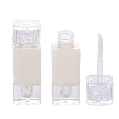 China Custom 4g Round Mouth Lipstick Tube with Rubber Seal Screw Closure - Plastic Cosmetic Container for Lip Balm Packaging for sale