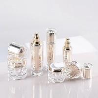 China Diamond Shape Silver Polyhedron Acrylic Jar - 50ml to 500ml Luxury Cosmetic Packaging Container for sale