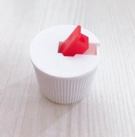 China Gold Color Cosmetic Bottle Cap for Plastic Bottles with Easy Fit and PP Plastic Material for sale