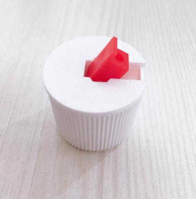China 24mm 28mm Twist Top Cap for Bottles Cans Packaging Round Shape Dispensing Cap for sale