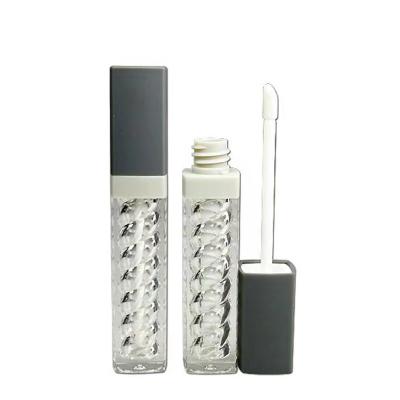 China Plastic Lipstick Tube Revolve Retract 12ml Capacity Custom Colors Cosmetic Packaging for sale