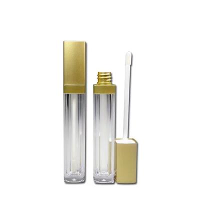 China Smooth Surface Round Cartoon Lip Balm Container 3g Custom Logo Cosmetic Makeup Lipstick Case Packaging Tubes for sale