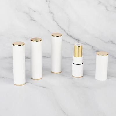 China Containers Lip Gloss Custom Logo Lip Gloss Tubes 10ML Plastic Unique Cosmetics Packaging for sale