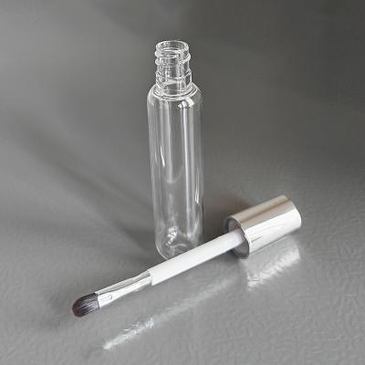 China 11ml 14ml White Plastic Empty Concealer Lip Gloss Tube with Fine Brush for Blush Highlighter Foundation for sale