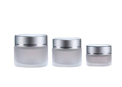 China Silver Aluminum Lid Glass Cosmetic Cream Jar - 20g 30g 50g Capacity with SCCJ-14 Model for sale