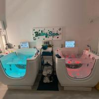 China Square Baby Spa Massage Freestanding Whirlpool Bathtub Small Size with LED Light for sale
