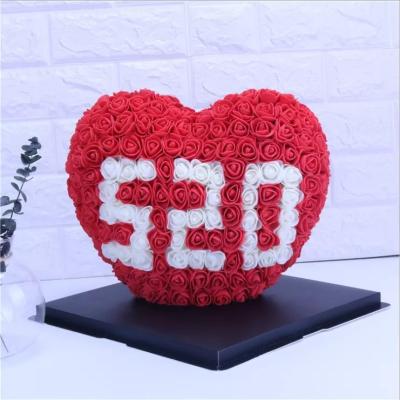 China 2020 New Product 35cm PE Rose Flower Letter For Wedding Decoration A-Z Rose Letter for sale