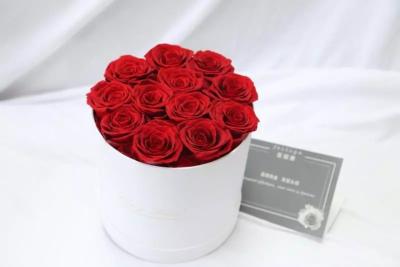 China Classic Eternity Roses Selection White Boxes Preserved Flowers Arrangement for sale