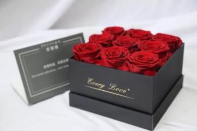 China Valentines Day Gifts Preserved Roses Gift Eternal Rose In Square Flower Box That Last A Year for sale