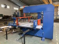 China Automatic Green Scouring Pad Sponge Vertical Blade Saw Machine for Volume Production for sale