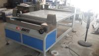 China Case Packaging Kitchen Scrubber Fabric Hot Melt Glue Machine Rubber Leather Coating Coater for sale