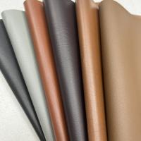 China Superior Quality Proteide Proteide Cloison Synthetic Stocks Leather for Garment in Low Price for sale