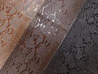 China Factory Direct Sale Waterproof  Glossy Embossed Crocodile Pattern PVC Artificial Synthetic Faux Leather Fabric for Bag Making for sale